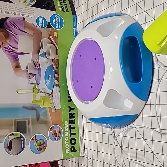 Discovery Kids | Toys | Discovery Kids Motorized Pottery Wheel Box Open ...